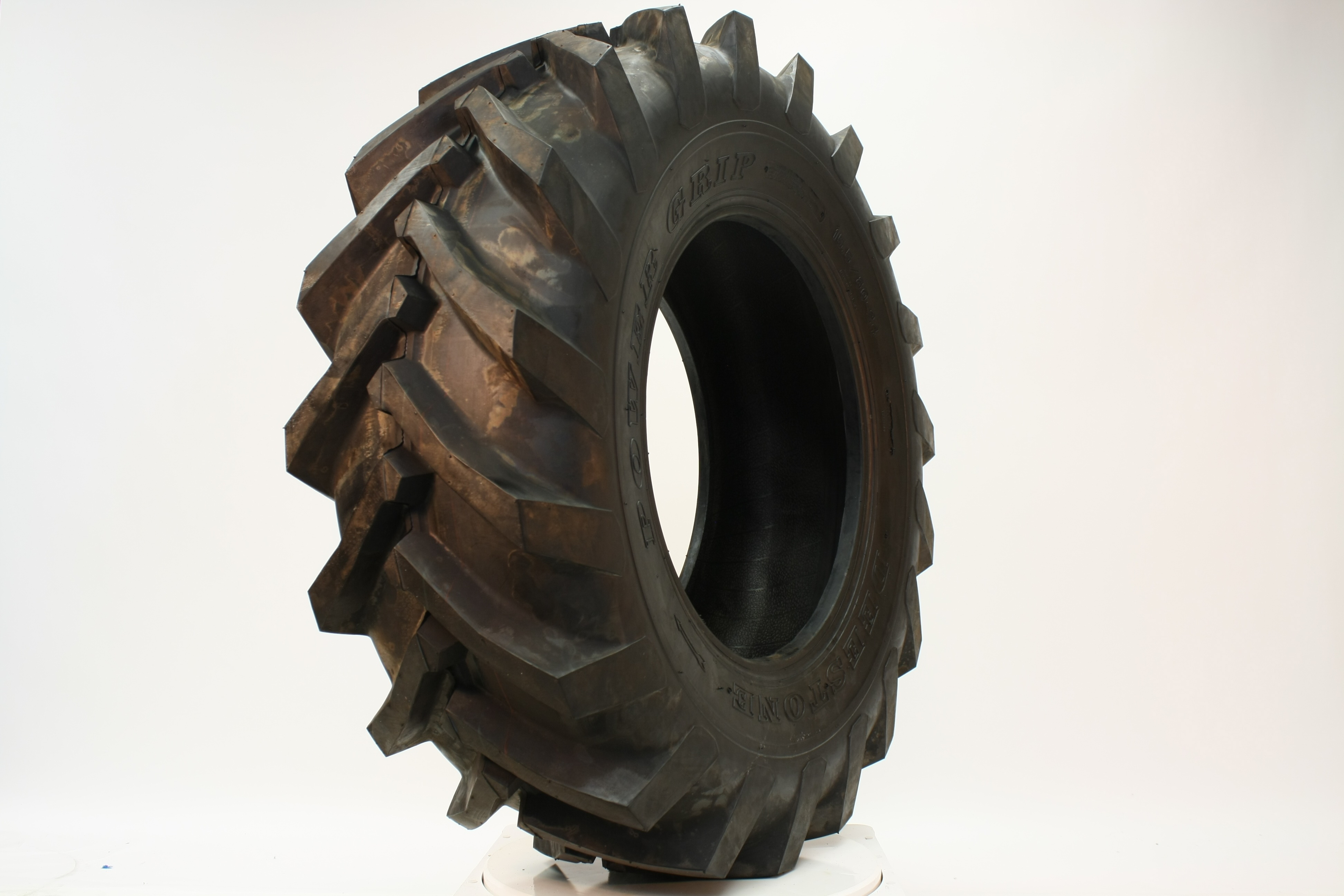 Deestone D308 15.5/80-24 Tires | Lowest Prices | Extreme Wheels